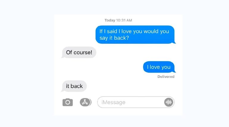 50 Funny Text Messages You Need To Read If You're Having a Bad Day